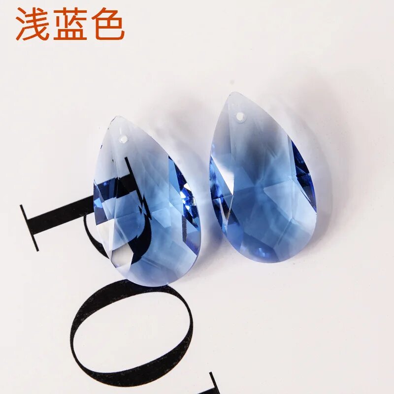 Подвесные кристаллы Light Blue для люстры