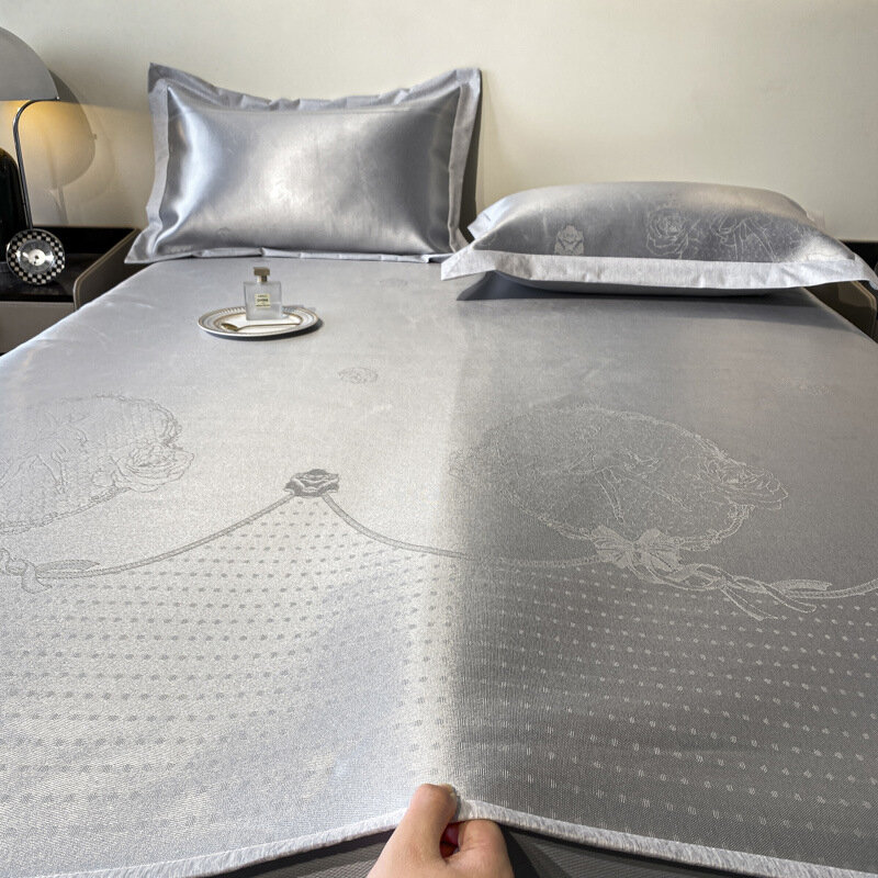 Класс А Низкопрофильная роскошь Высокоточная 7A Антибактериальная Пряжа-Окрашенная Машинная стирка Ледяной шелк Комплект постельного белья Охлаждающий мат Трехкомпонентный набор