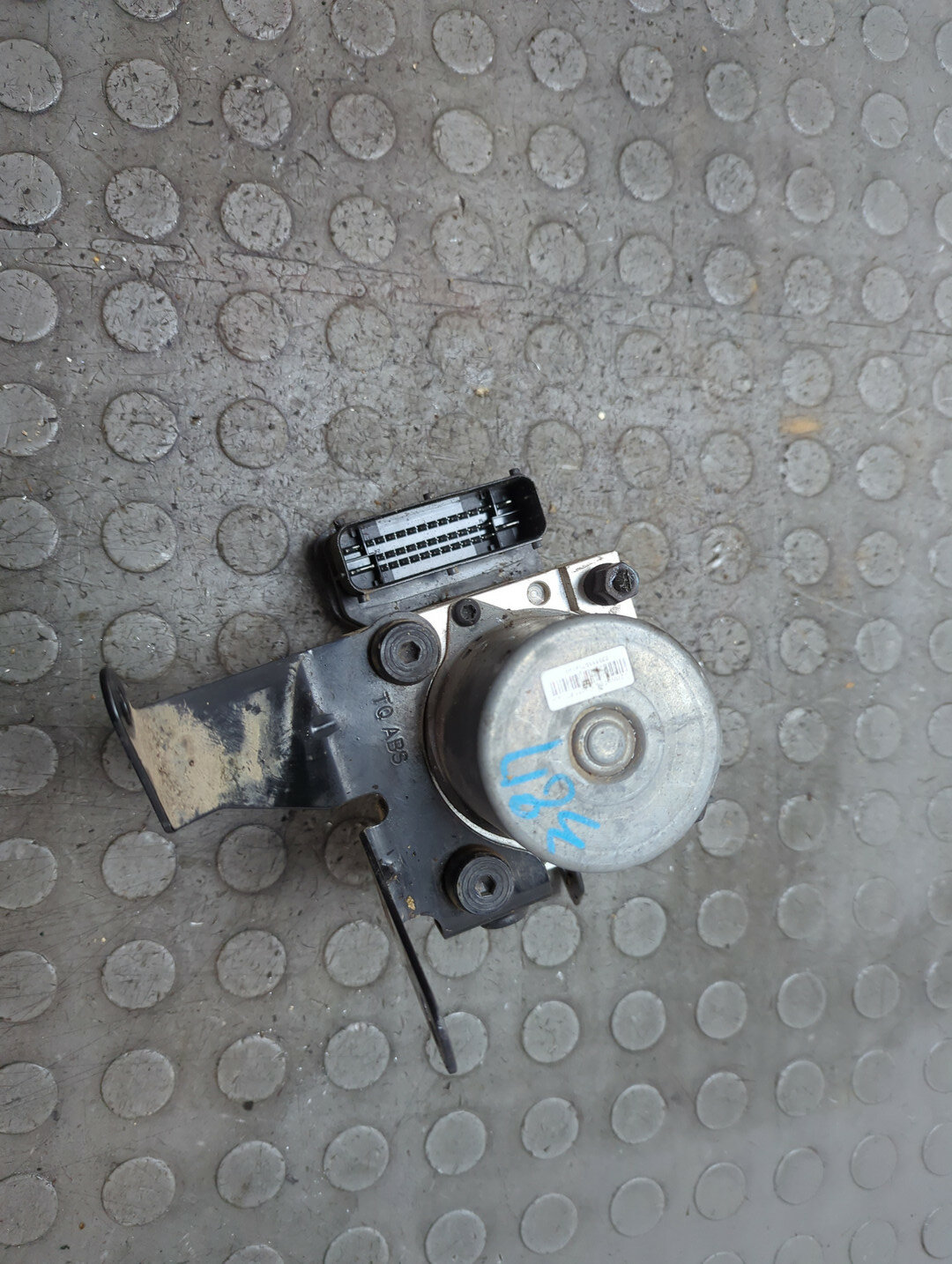 Блок АБС,насос Hyundai H-1 Starex Б/У