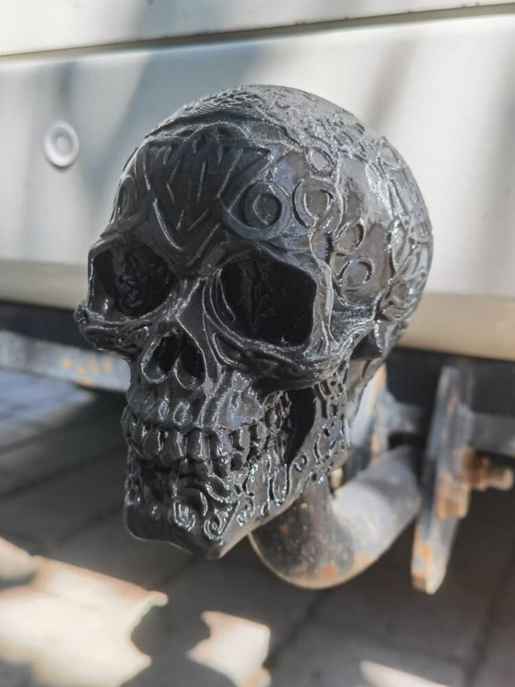 Колпачок насадка череп на фаркоп, из прочного и долговечного материала