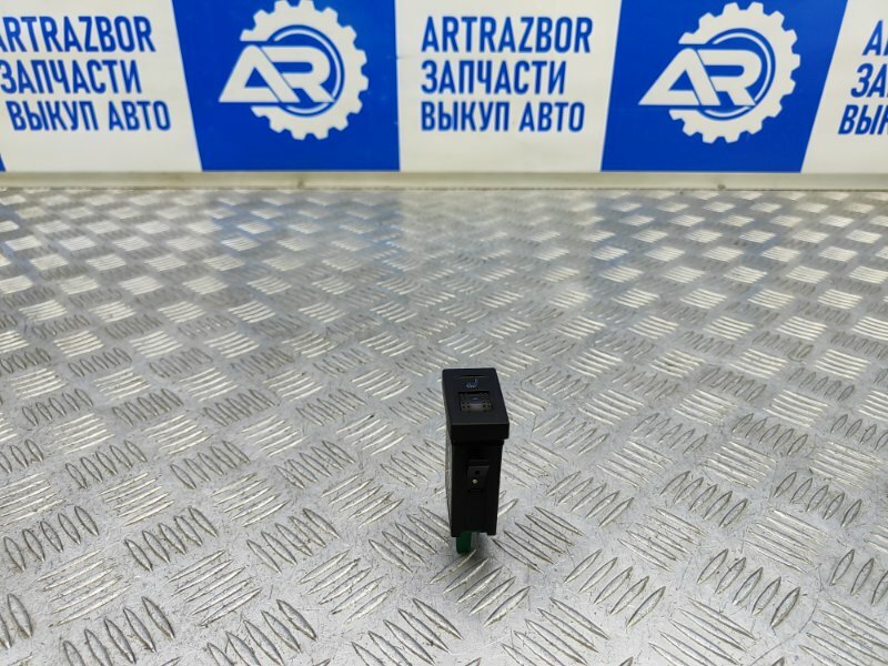 Б/У Кнопка обогрева сидений Volkswagen Passat B5 / Фольксваген Пассат B5 1.8 ADR 125 Л.С 1998