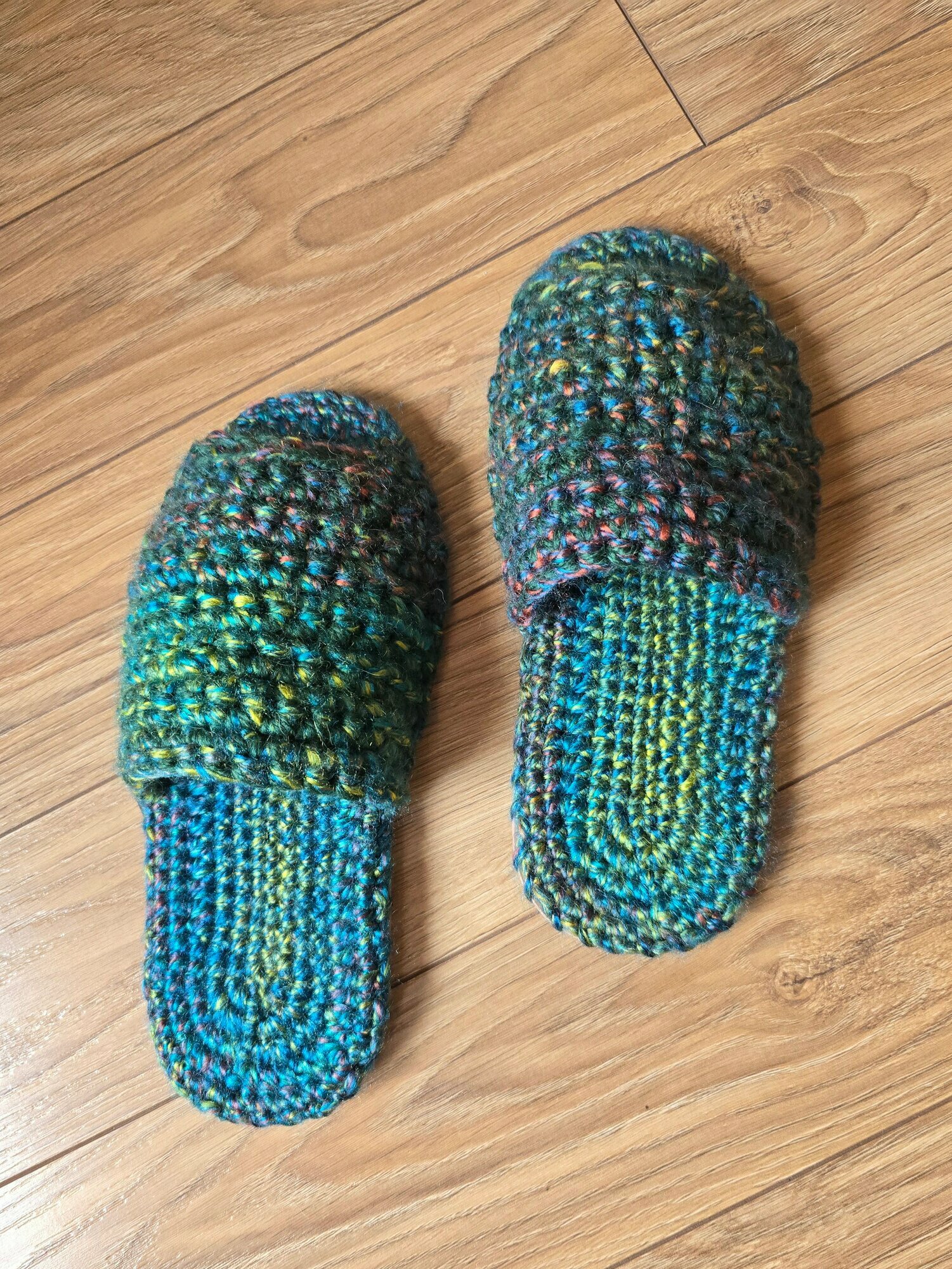 Тапочки вязаные