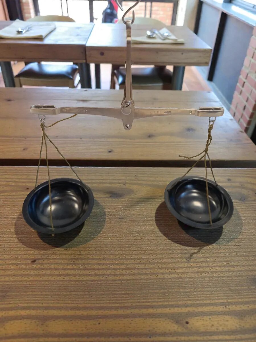 Ручные равноплечие весы для сыпучих материалов