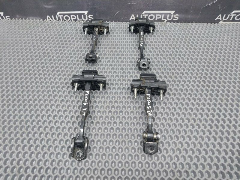 Ограничитель двери