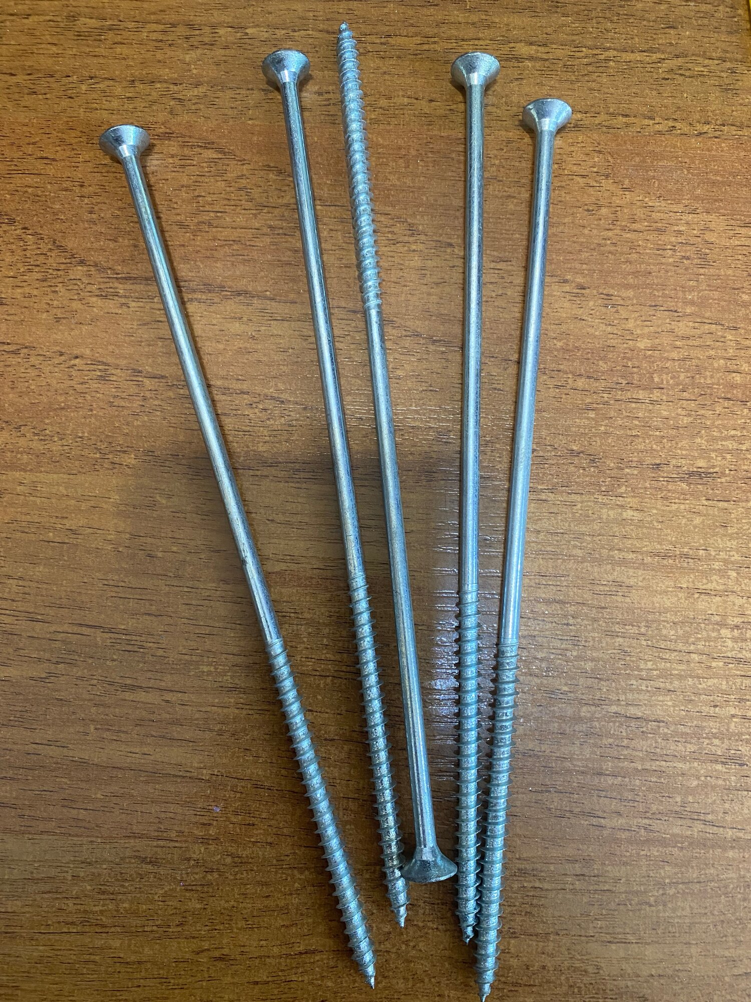 Шуруп белый оцинкованный 4,2х200 23шт.