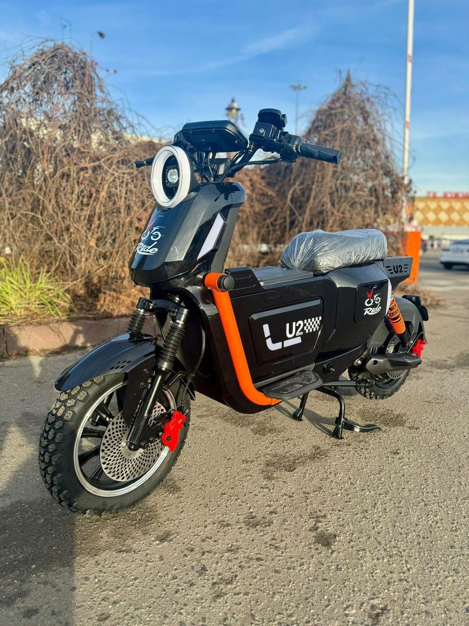 Электроскутер U2 Pro, 60V/30AH железо-фосфатный аккумулятор (LiFePo4)