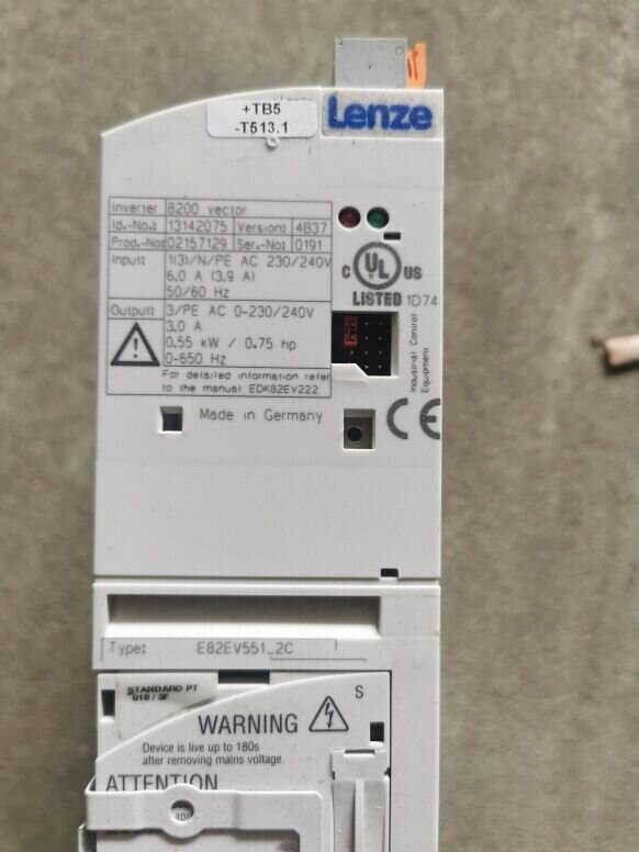 Модуль LENZE E82EV551_2C2 INVERTER E82EV551K2C — фото 1