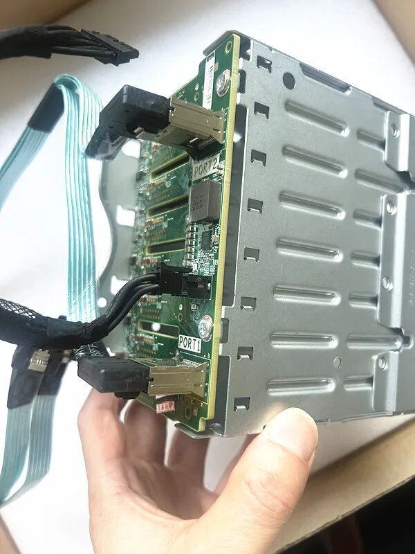 Корпус для расширения жестких дисков HP Proliant DL380 G10 Gen10 mantuolink