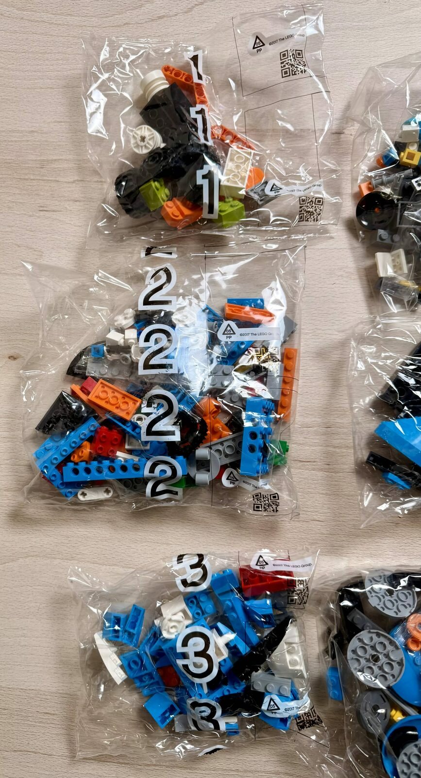 Конструктор LEGO 17101 Набор для конструирования и программирования — фото 1