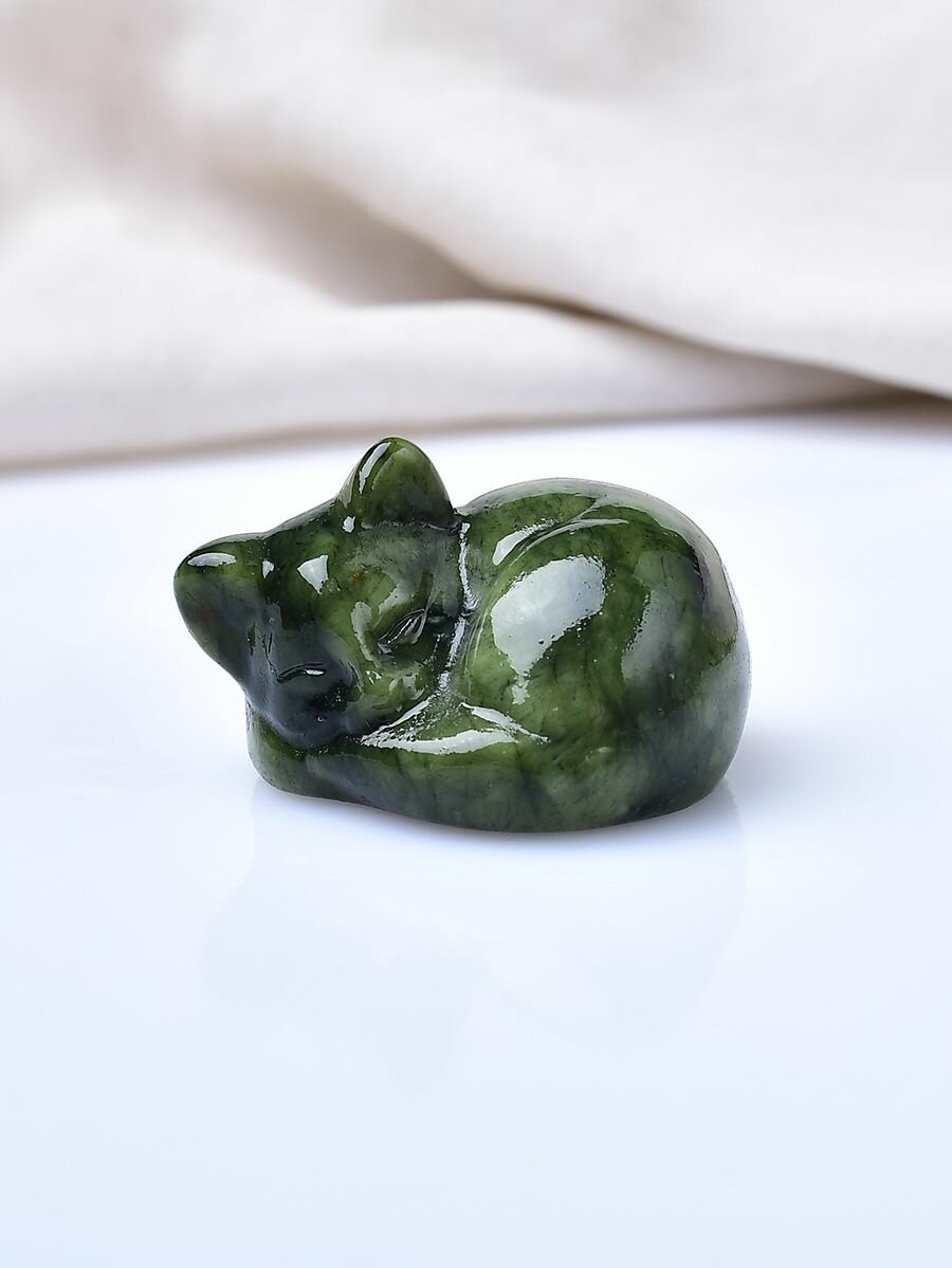 Статуэтка сонной кошки из натурального камня Южный нефрит" (1 шт)