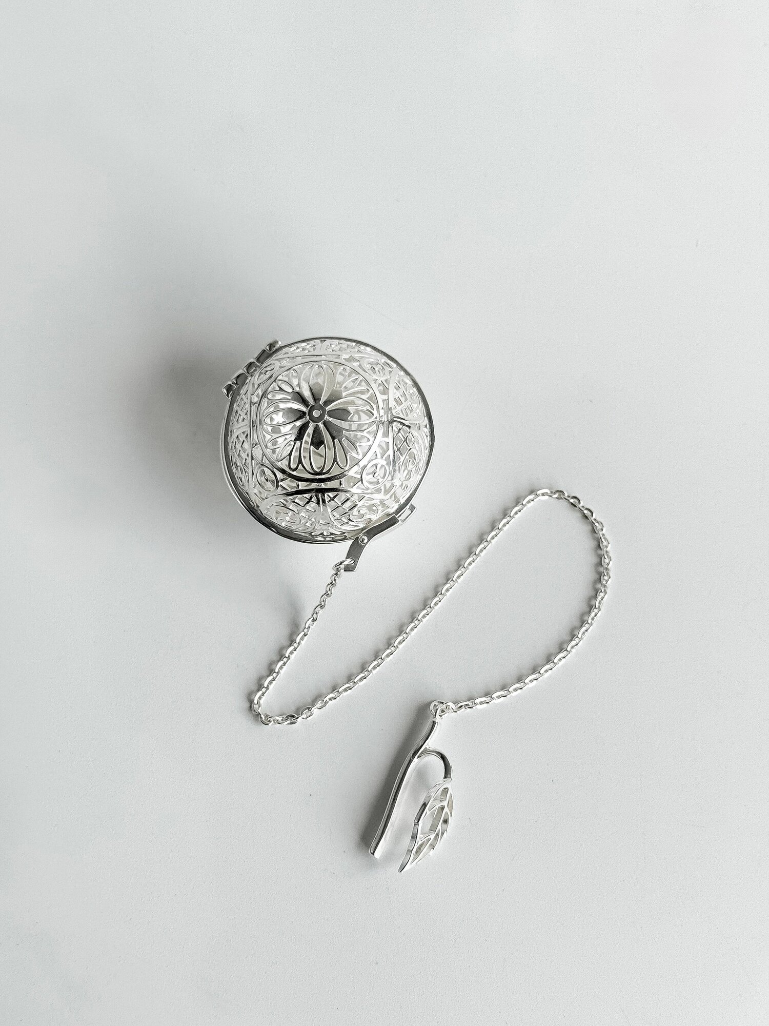 Тутта Серебряное ситечко для заварки чая 925 проба "Сфера", сито из серебра в подарочной упаковке