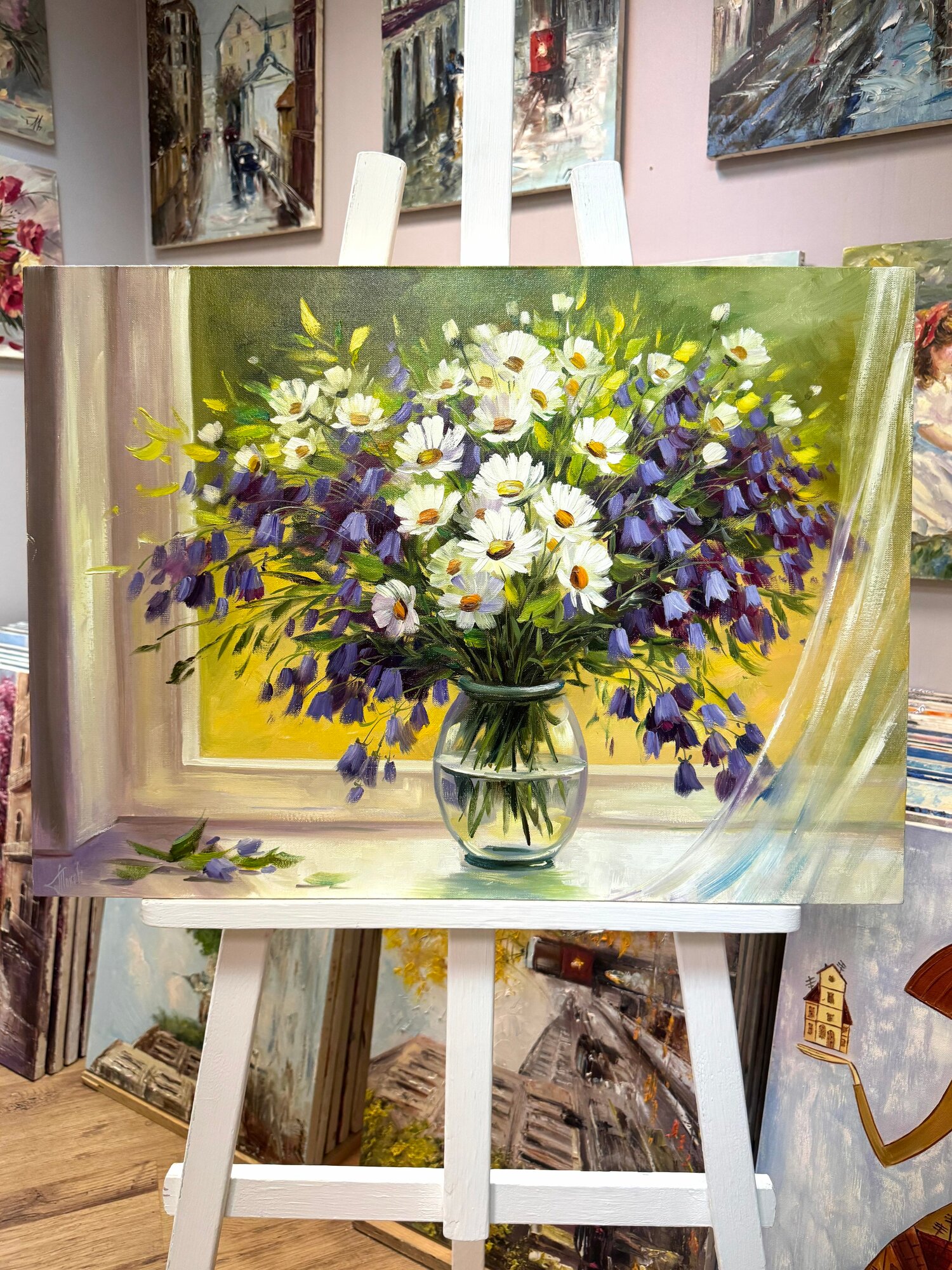 Картина маслом букет с Ромашками и колокольчиками в вазе 50х70 см. Художественная мастерская Грёзы.