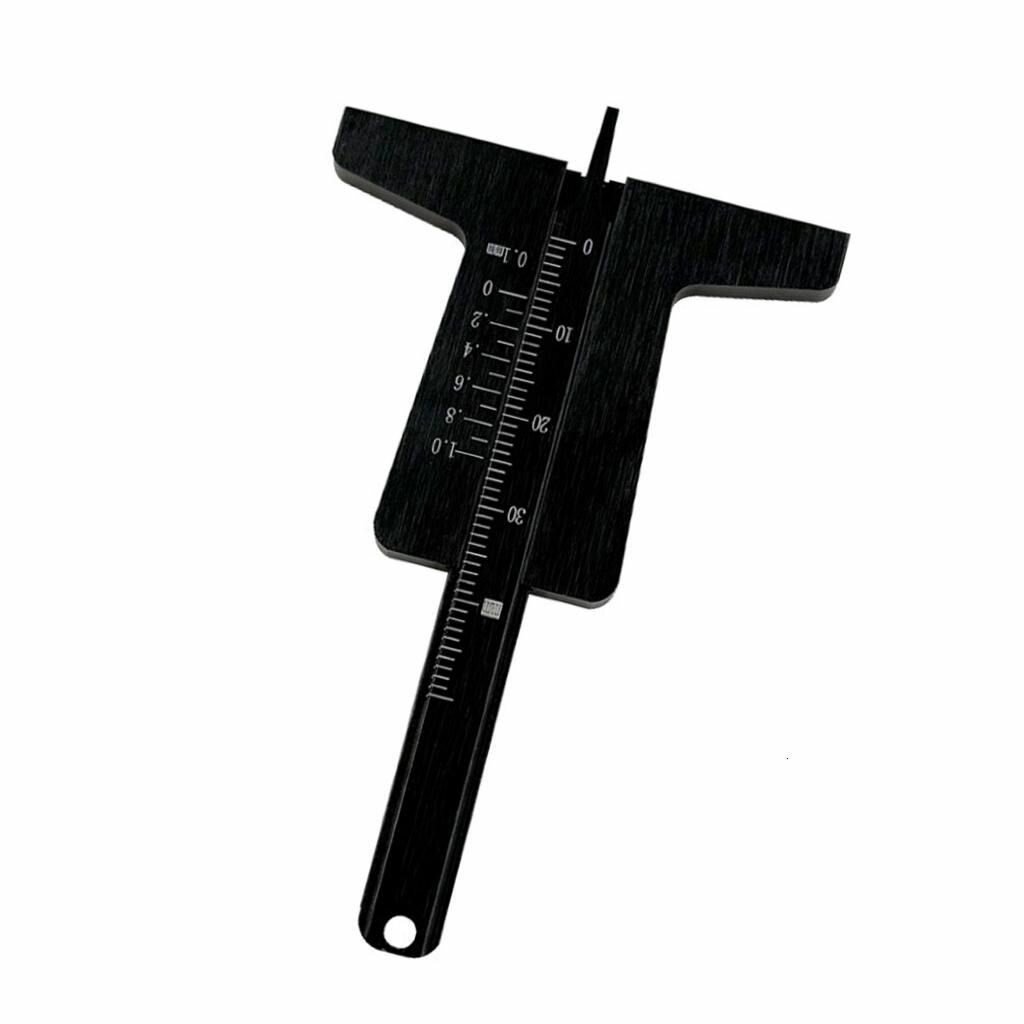 Малка, Линейка шин из алюминиевого сплава с рисунком протектора-Черный