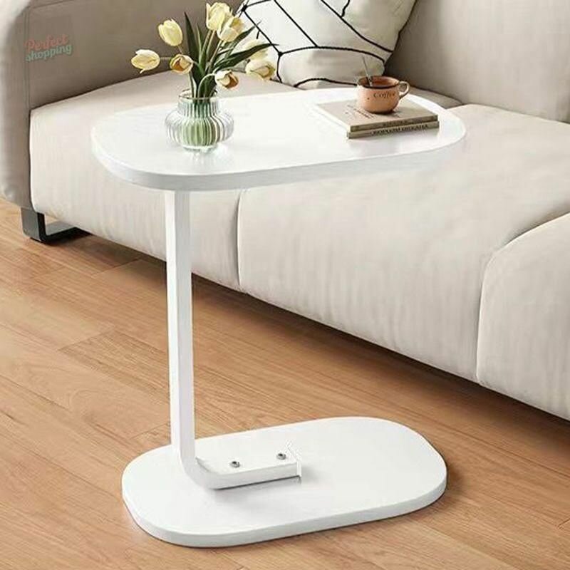 Небольшой журнальный столик, угловой столик на домашнем балконе