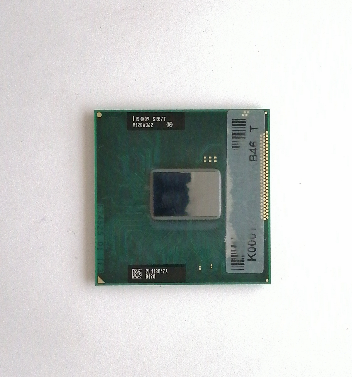 Процессор Intel® Pentium® B950 2 МБ кэш-памяти, тактовая частота 2,10 ГГц