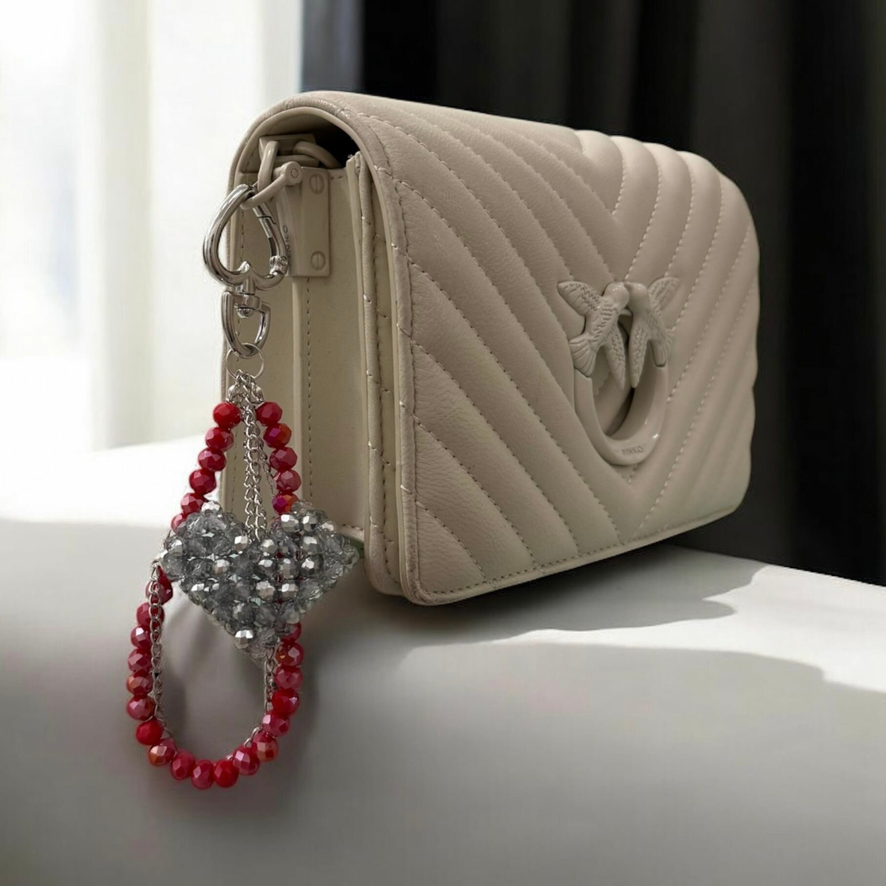 Украшение на сумку