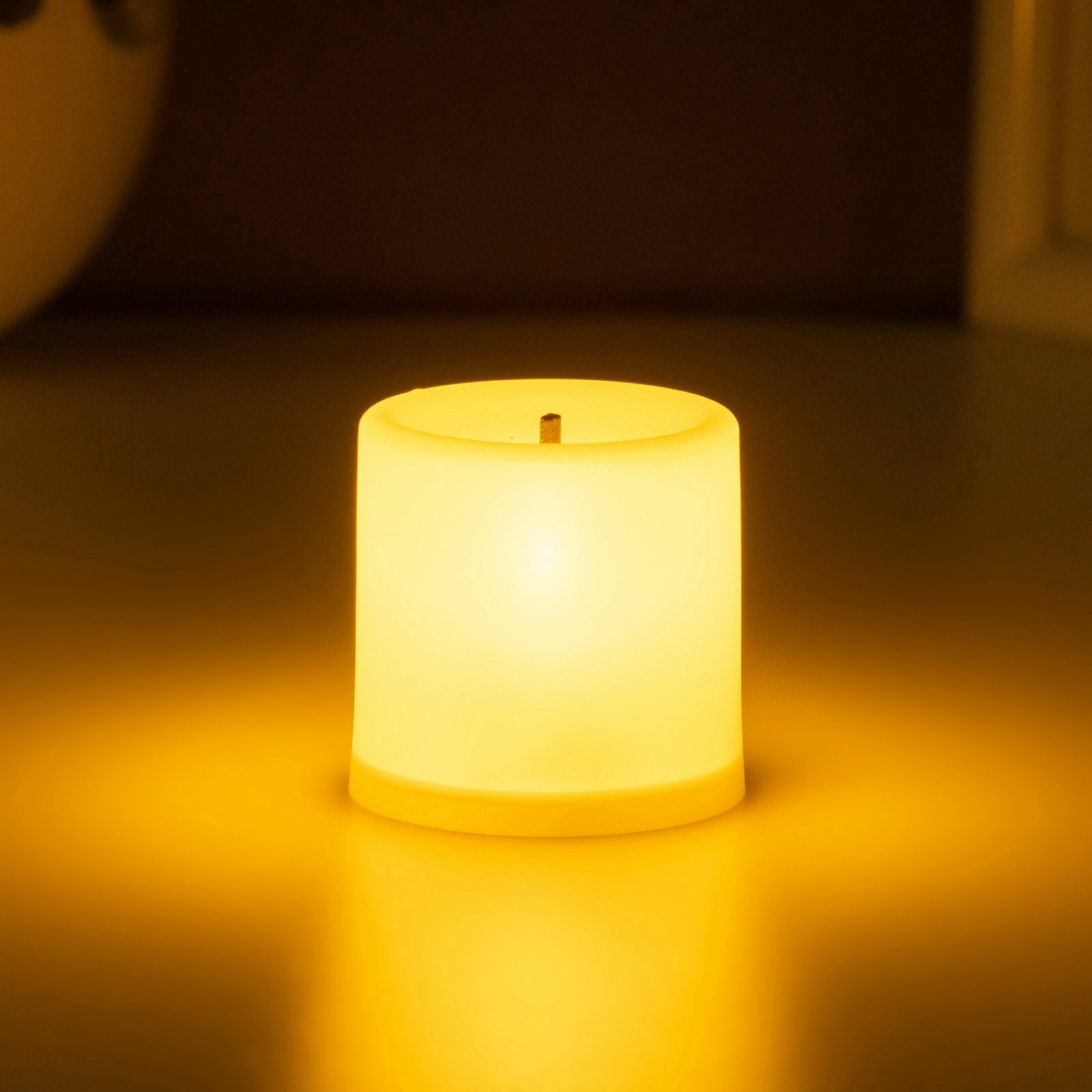 Светодиодная свеча, ночник LED "Малая", 0.3 Вт, 3x3x3.5 см, вид установки: настольный
