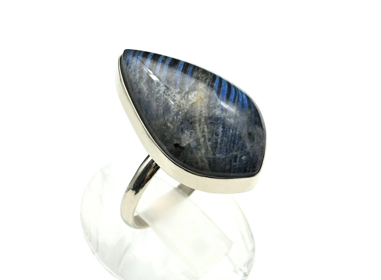 Кольцо, лабрадорит