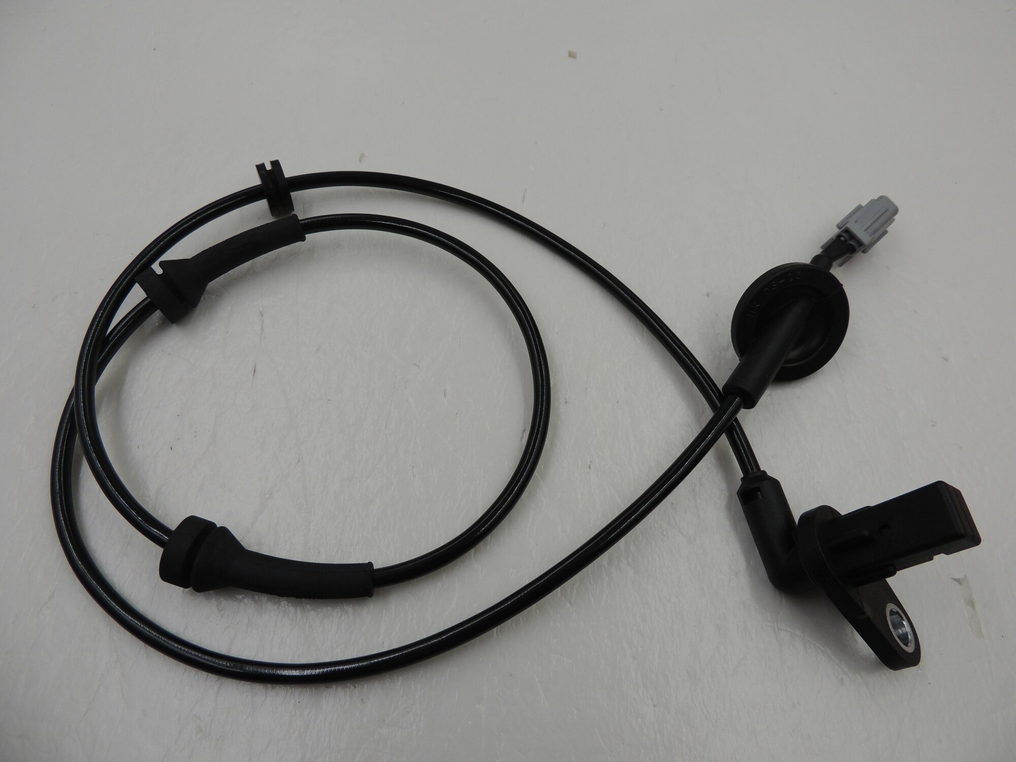 Датчик ABS 47910-EQ010 Nissan