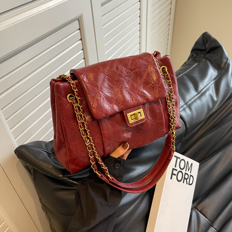 Кросс-бодерная ретро-модная сумка под мышку для женщин 2025 года, новая зимняя цепочка, маленькая сумка в стиле Шанель, стеганая маленькая квадратная сумка, одноплечевая женская сумка