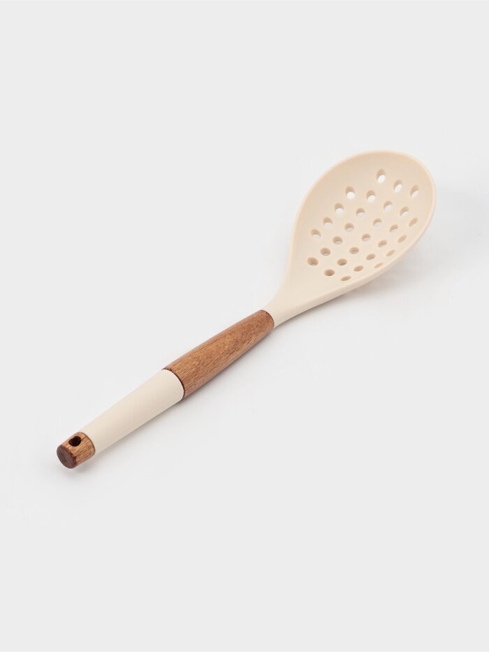 Шумовка Magistro «Сильвуд», 30.5×8.5 см, силикон, бежевая