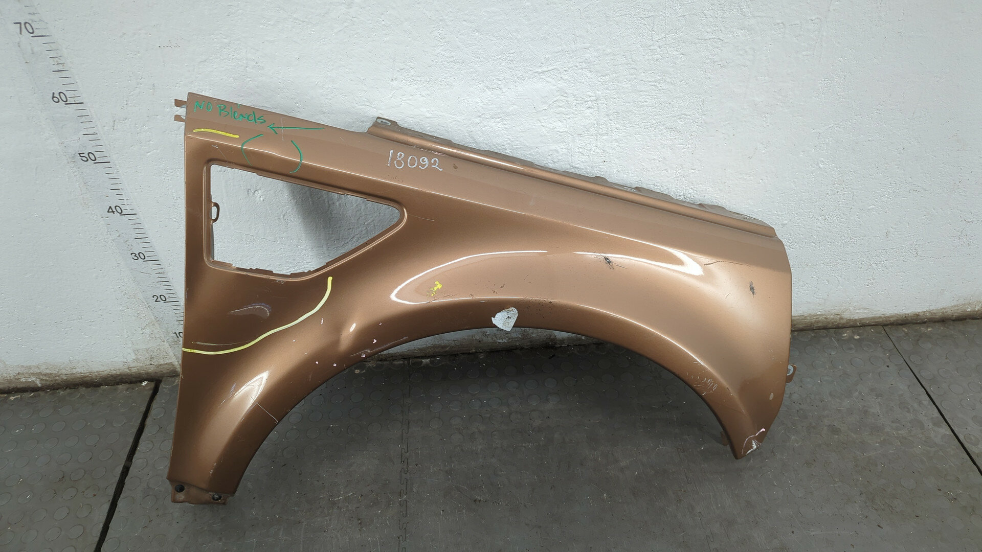 Крыло правое переднее Land Rover Freelander 2 Б/У