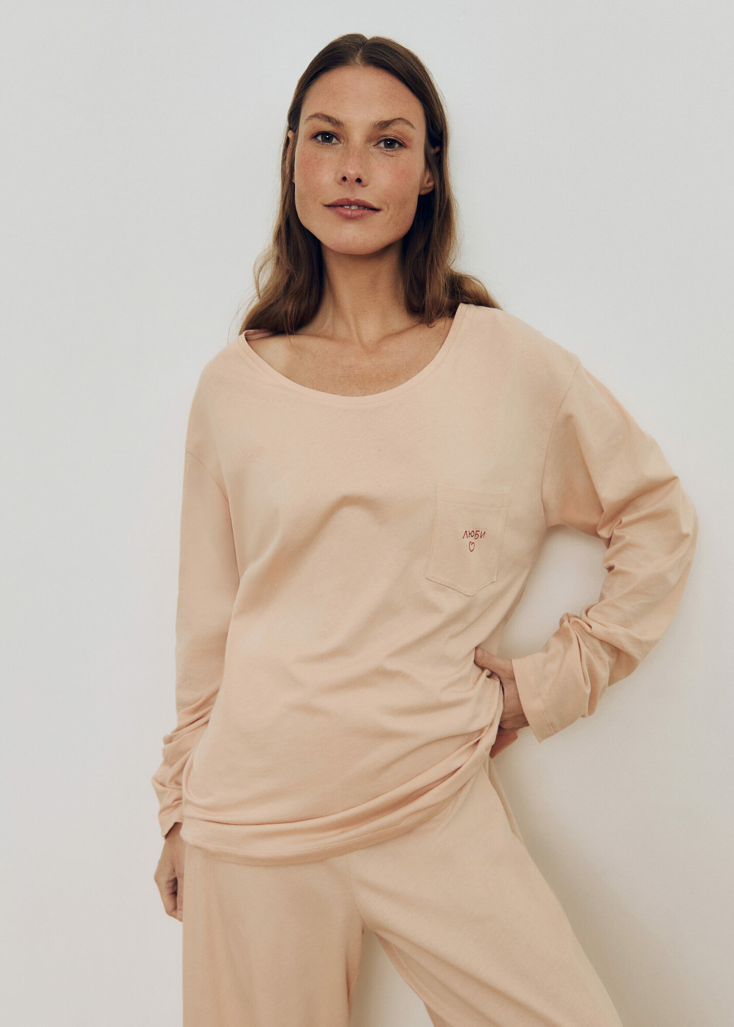 Лонгслив lounge