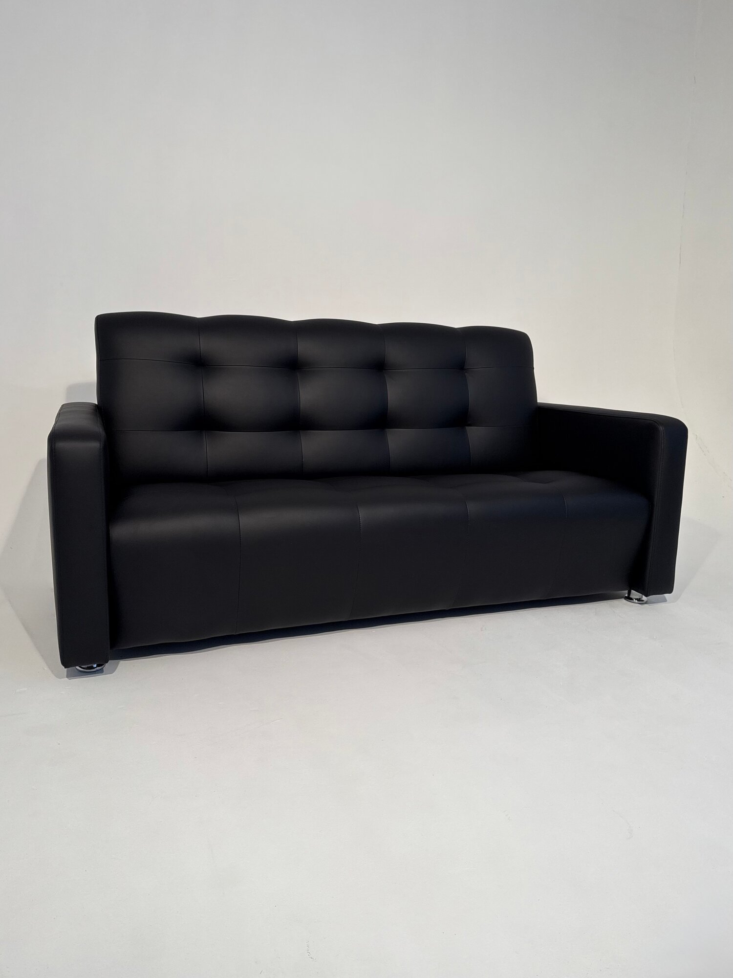 Диван офисный Канцлер, механизм Нераскладной, 170х82х85 см, чёрный матовый