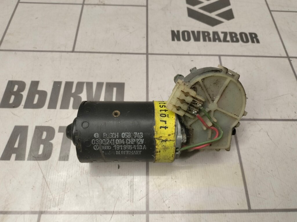Моторчик стеклоочистителя передний VW Golf 2 Jetta 2 83-92