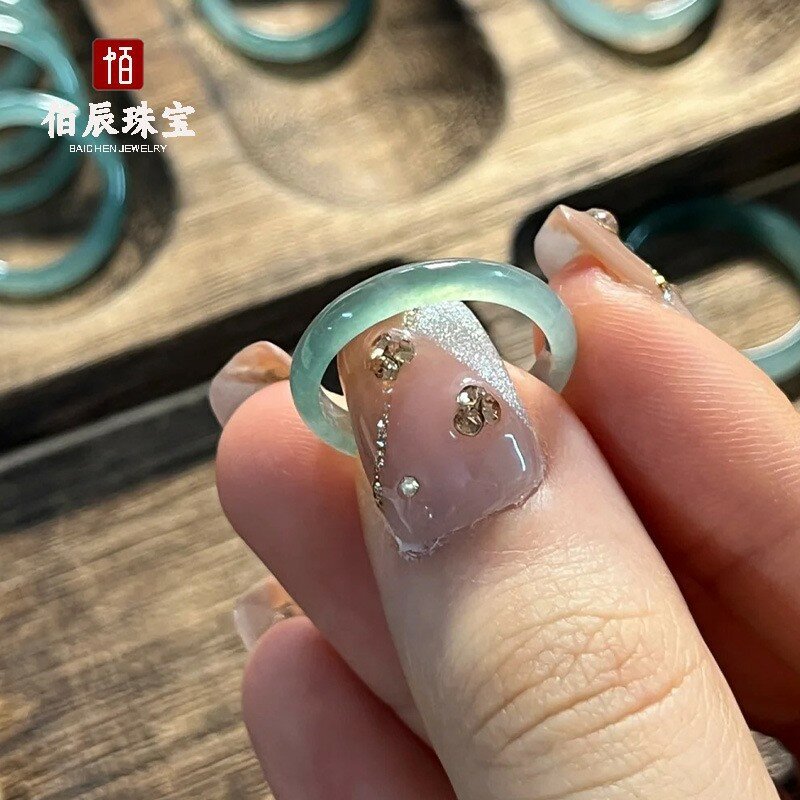 Кольцо из ледяного нефрита, кольцо «Туманный дождь Цзяннань», масляно-зеленого цвета, модное кольцо на указательный палец, популярное на Xiaohongshu.