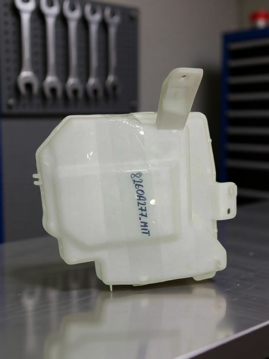 Бачок стеклоомывателя Mitsubishi Outlander 3 Asx