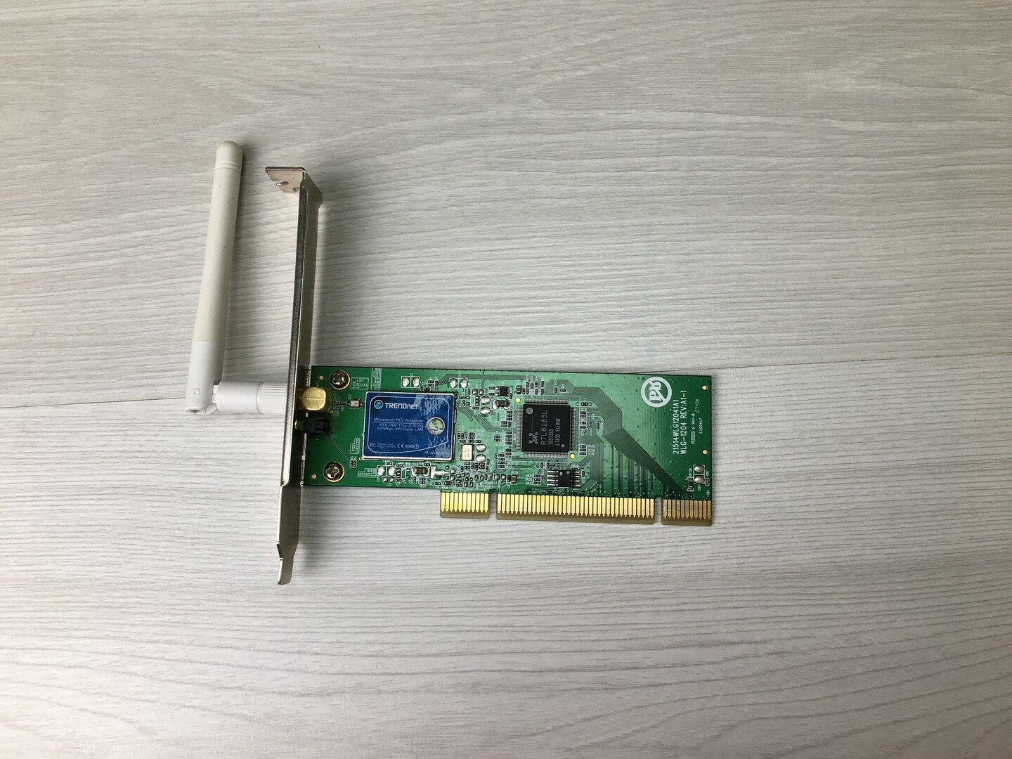 Сетевой адаптер WiFi Trendnet TEW-423PI RU H/W;C1.0R 54Mbit, 1 антенна PCI