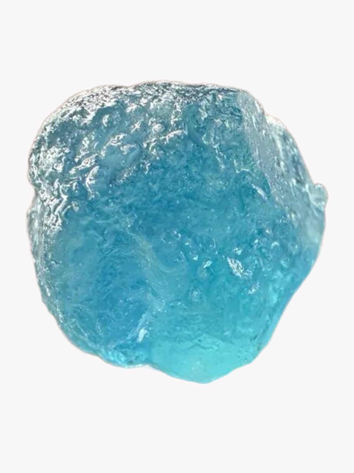 Натуральный необработанный камень аквамарин