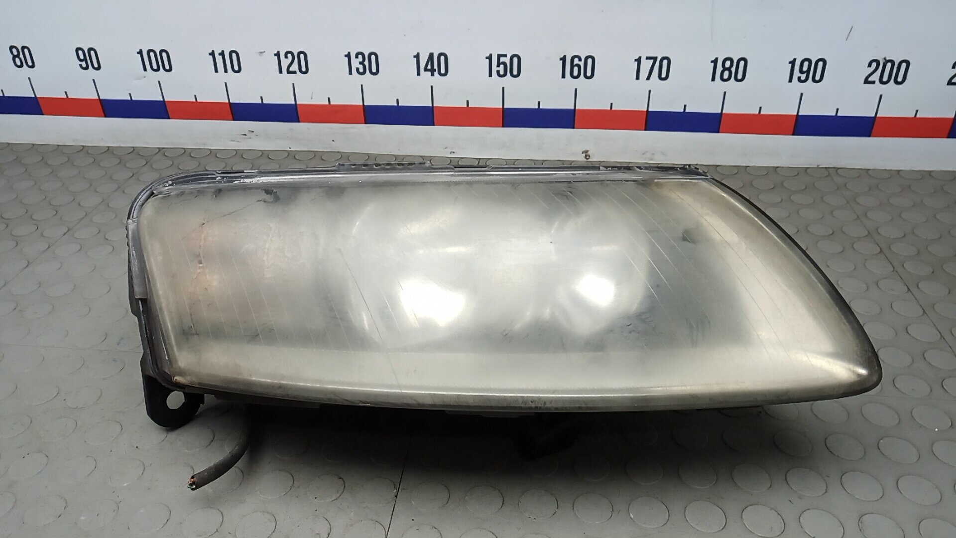 Фара правая AUDI A6 C6, Номер 4F0941004C