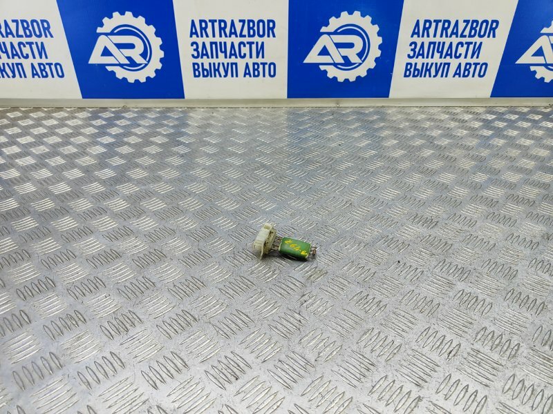 Б/У Реостат печки Renault Duster HS / Рено Дастер HS 2.0 F4RA400 135 Л.С 2013