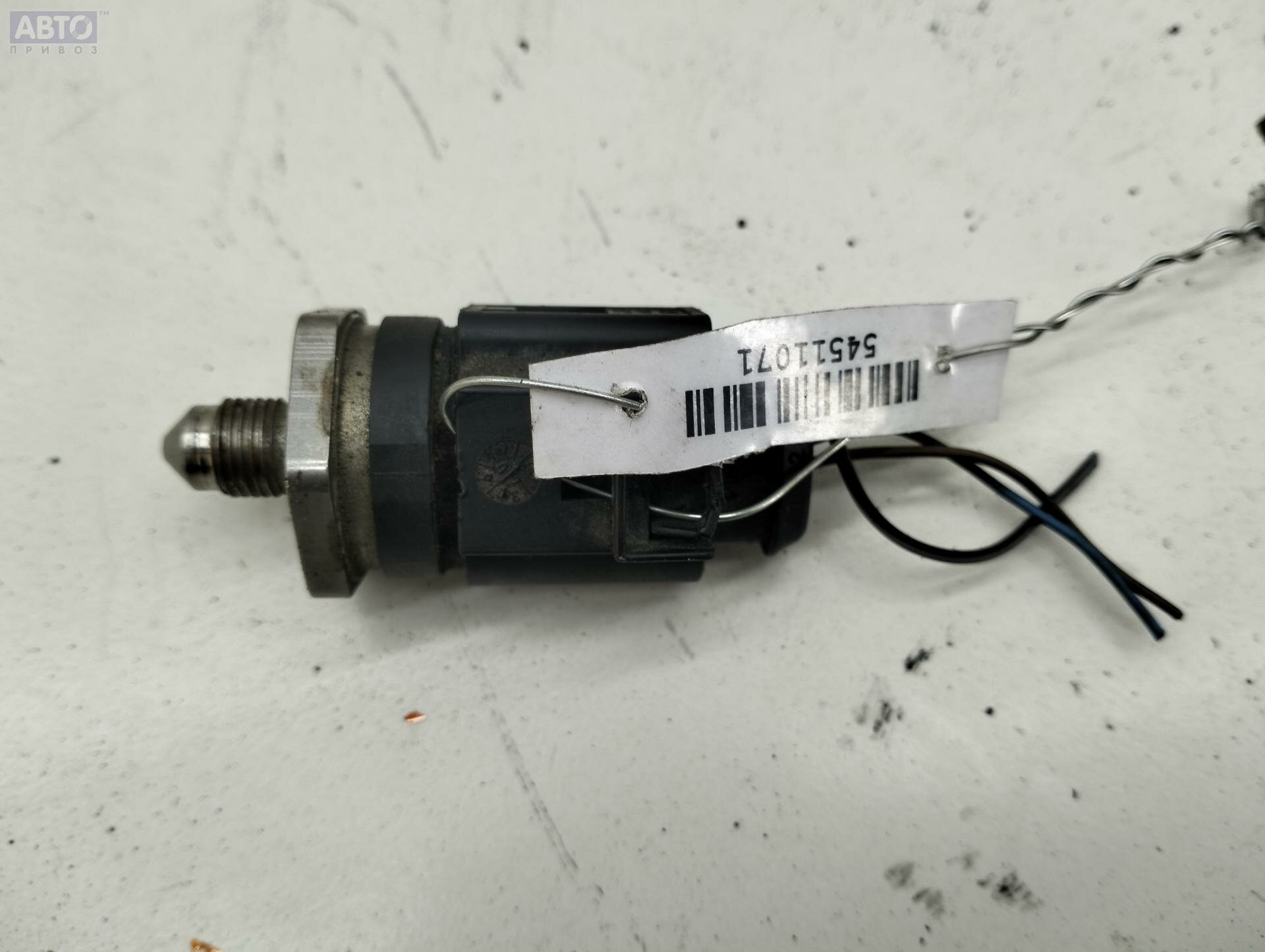 Датчик давления топлива Volkswagen Passat B6