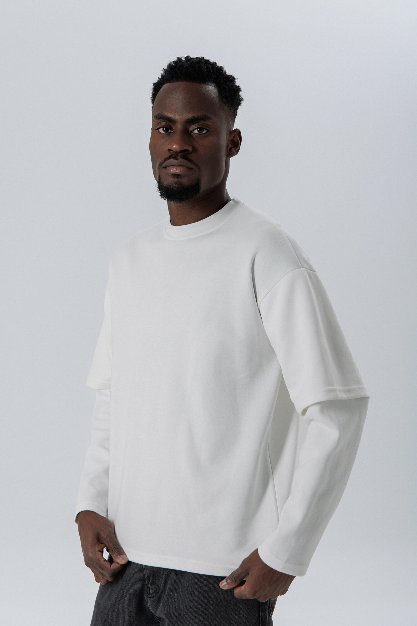 Лонгслив оверсайз плотный