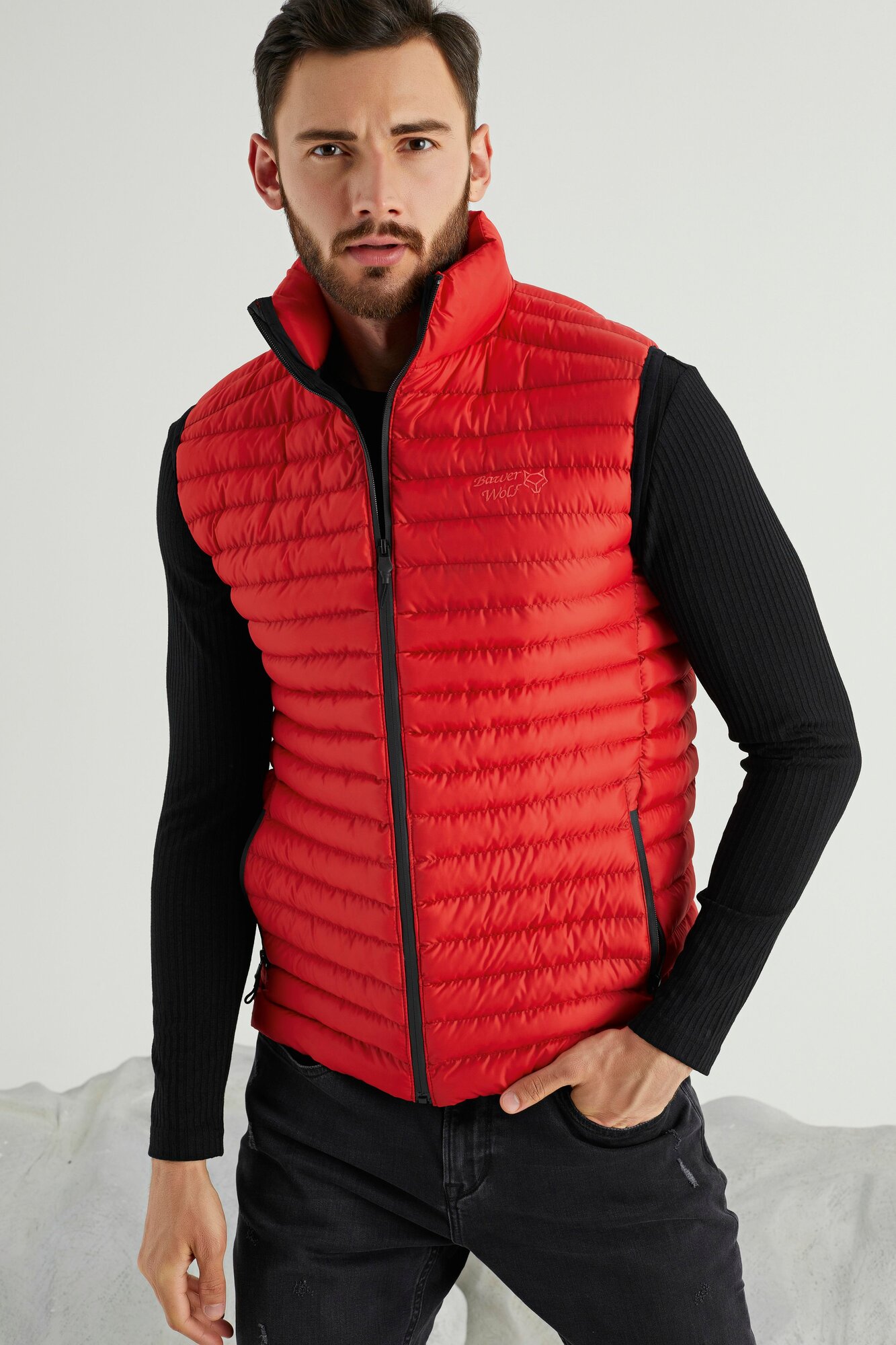 Жилет спортивный Осень-зима 2025