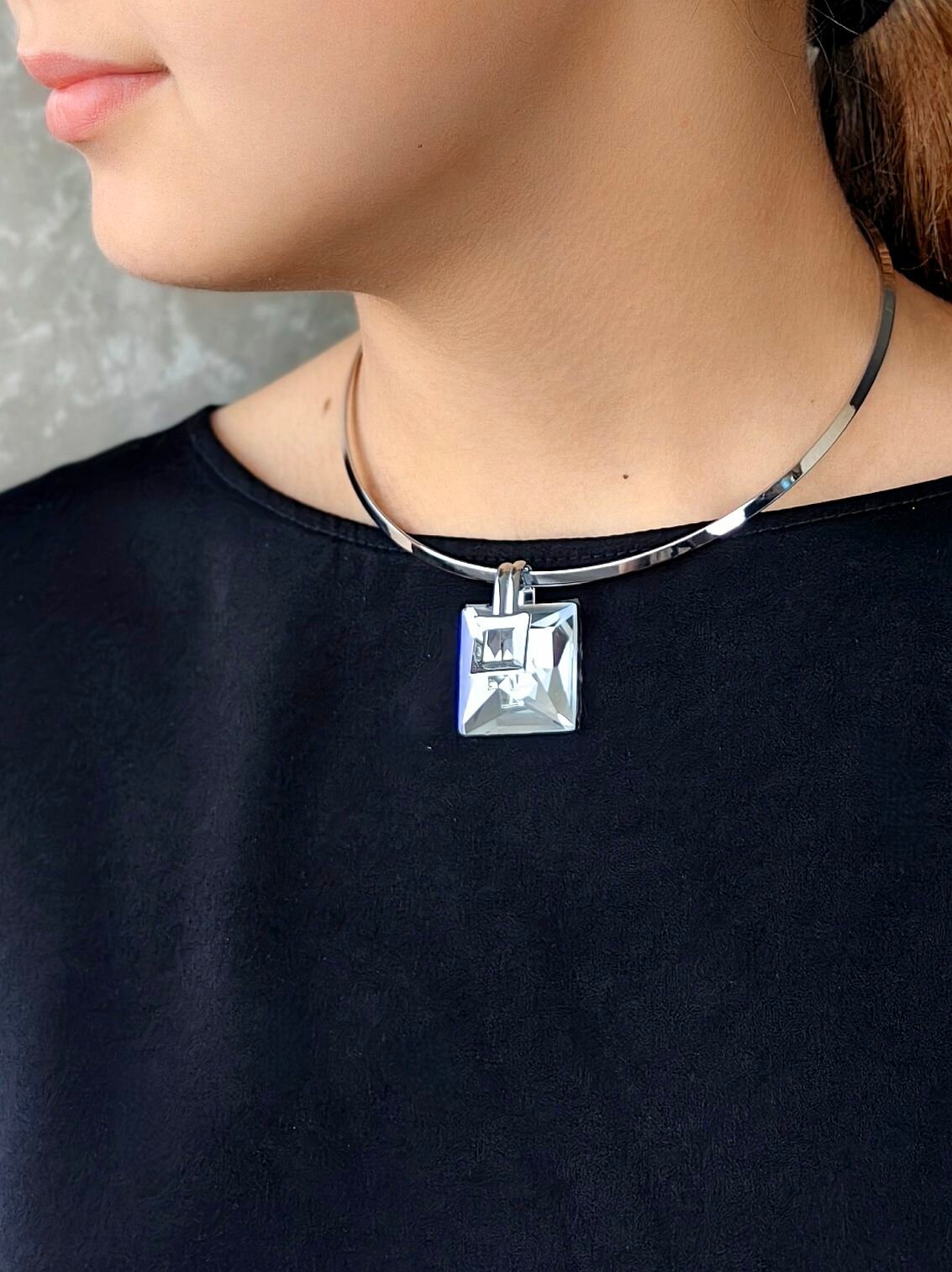 Колье, кристалл