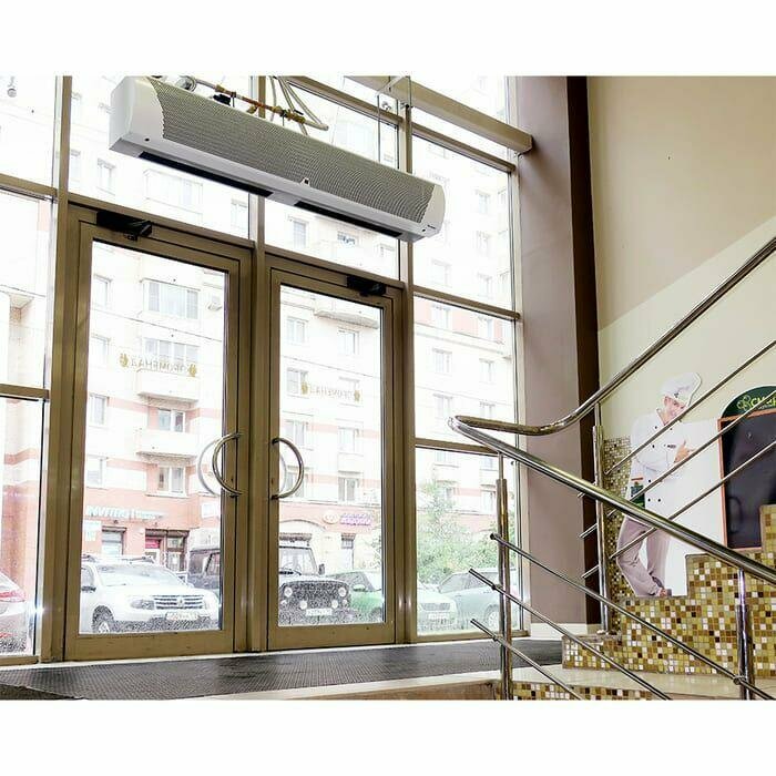 Тепловая завеса Тепломаш, КЭВ-18П4021Е, электрическая, белый цвет, пульт ДУ