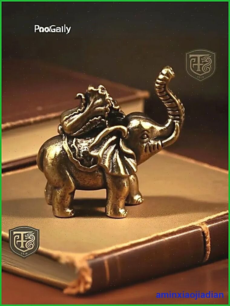 Сувенирная 62, высота 5 см, длина 3.6 см