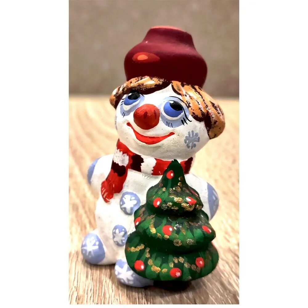Фигурка "Снеговик с ёлкой" Растяпинской Забавы, керамика, ручная работа