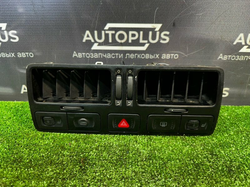 Центральный дефлектор Volkswagen Bora 1999 (1.6 AKL) Б/У с пробегом