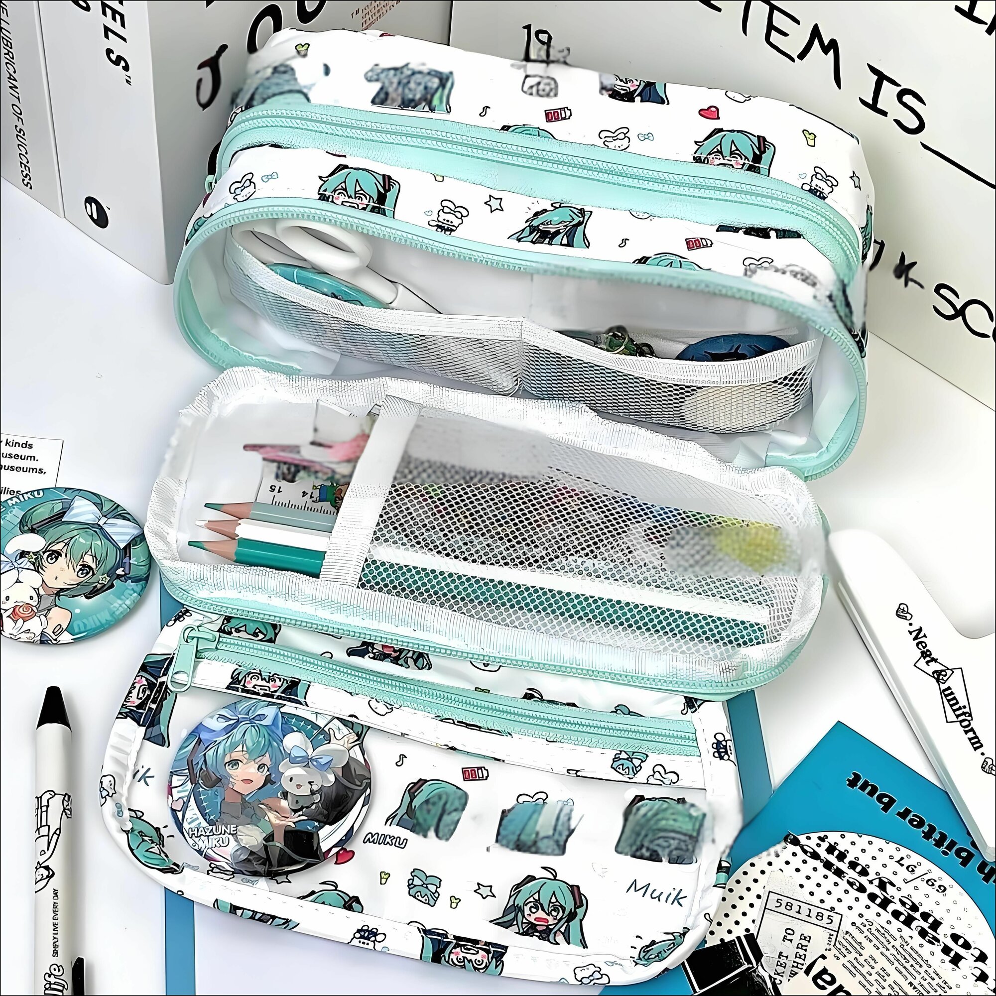 Пенал небесноголубой эксклюзивный с окошком Hatsune Miku