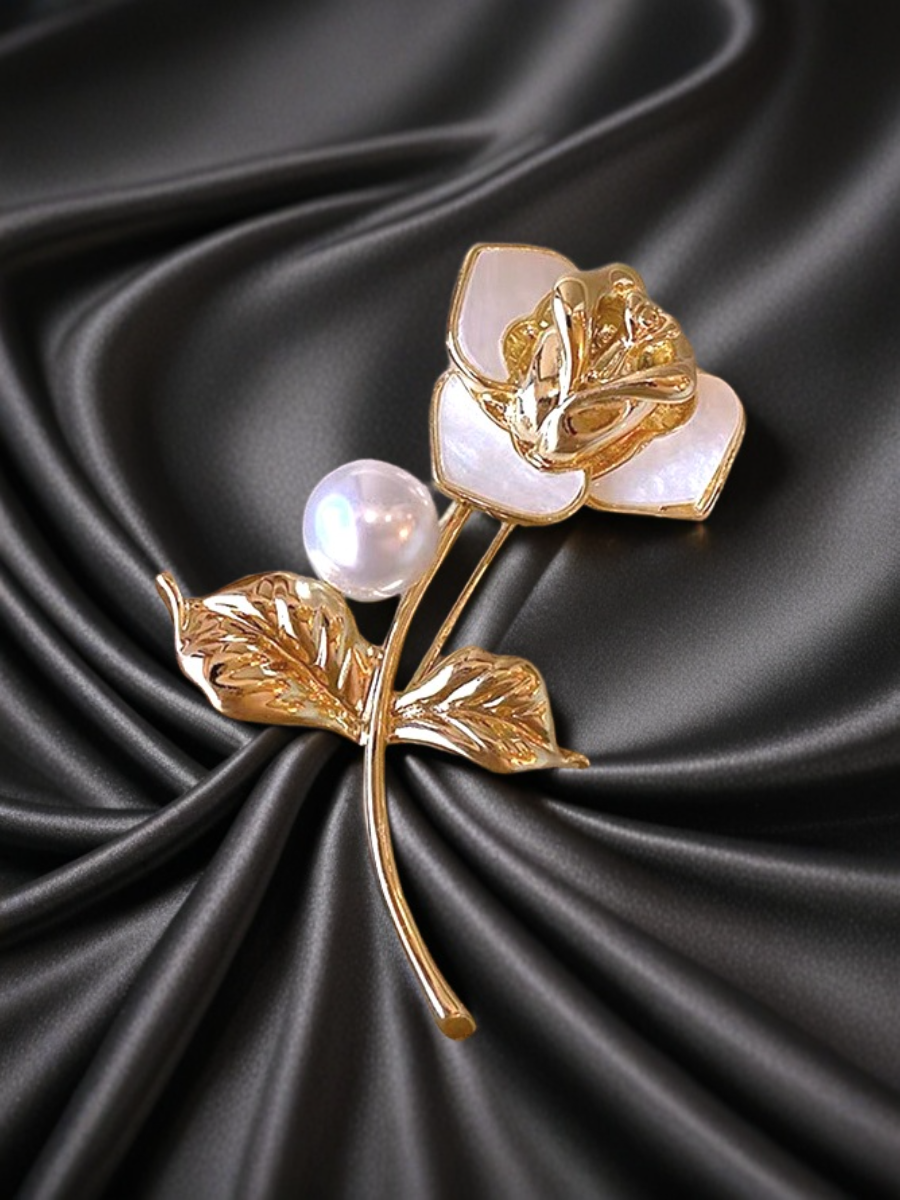 Брошь, жемчуг имитация