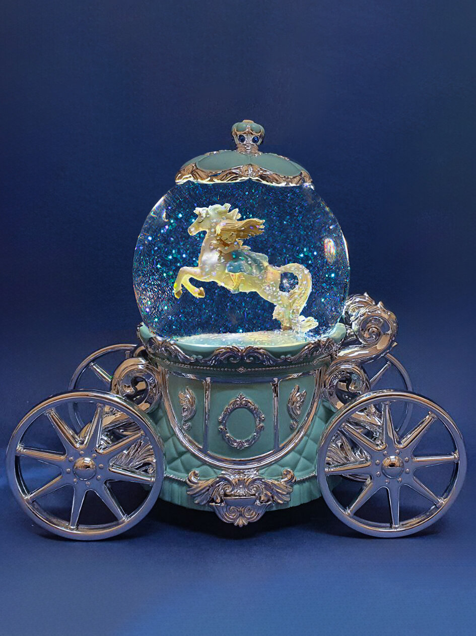 Снежный шар Glassglobe "Детские мечты ", с вращением, подсветкой и механической автометелью музыкальный, диаметр 10см