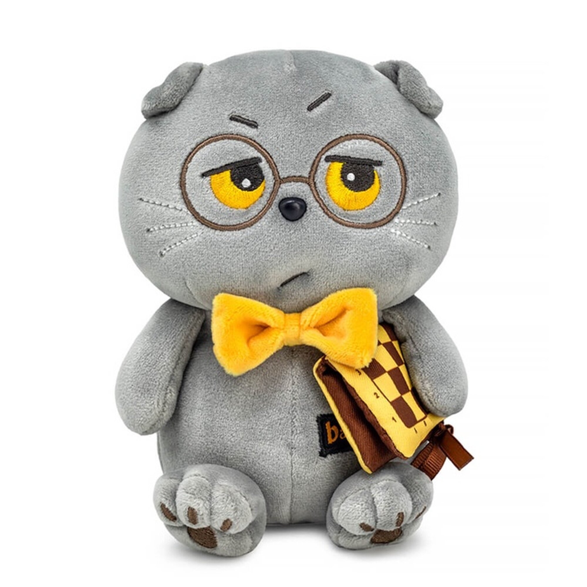 Мягкая игрушка Basik&Co "Кот Басик Гроссмейстер", с шахматной доской, 16 см