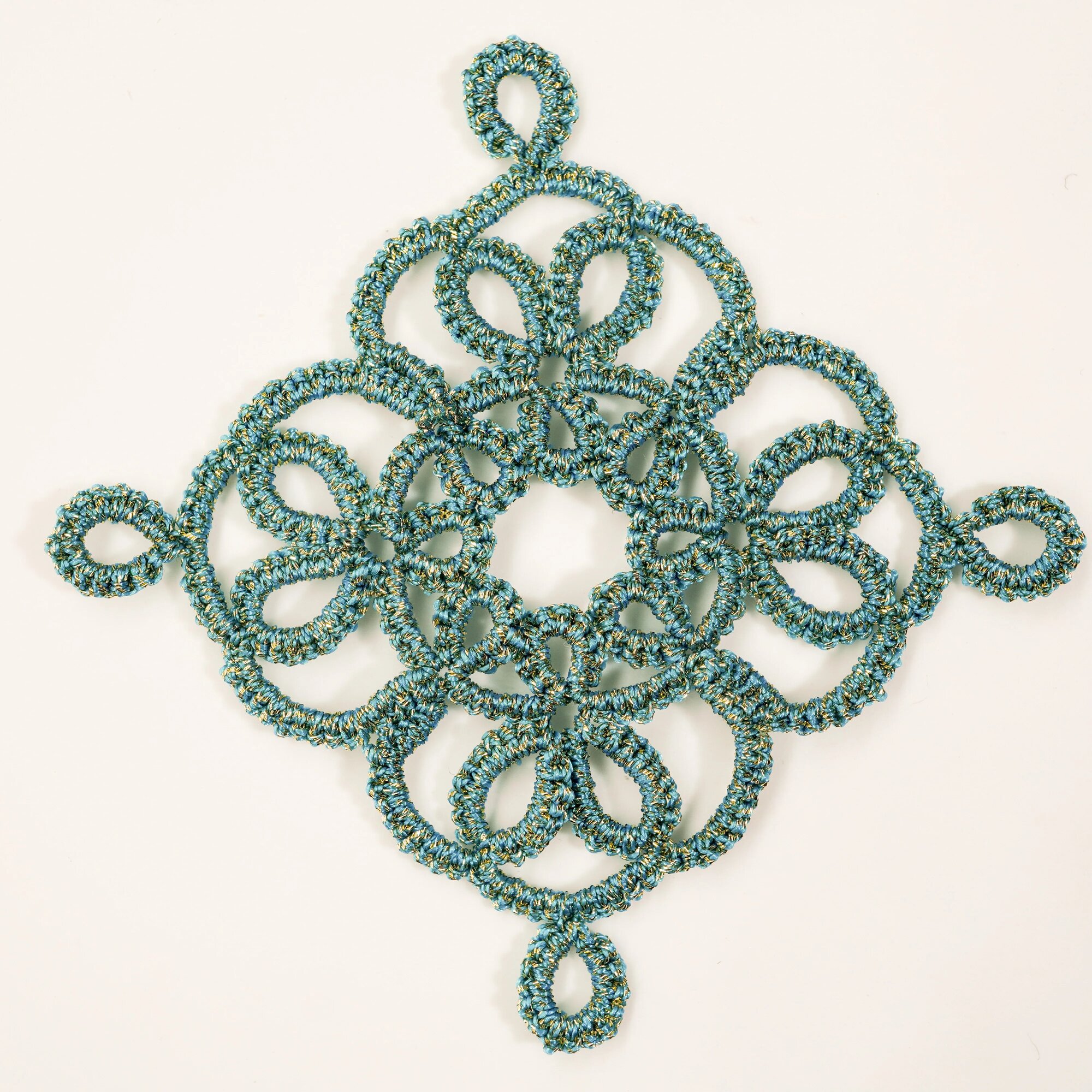 Calais FS металлическая нить для вышивки 4-х нитка Изумрудный, FS-34