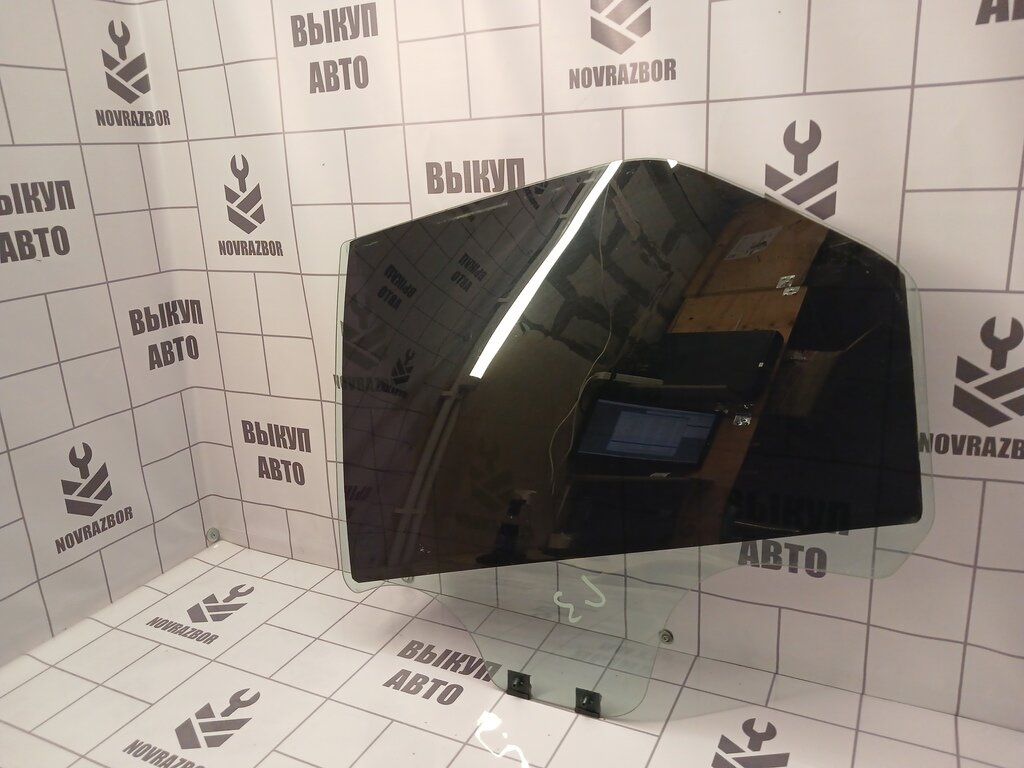 Стекло двери задней левой Renault Logan 2005-2014