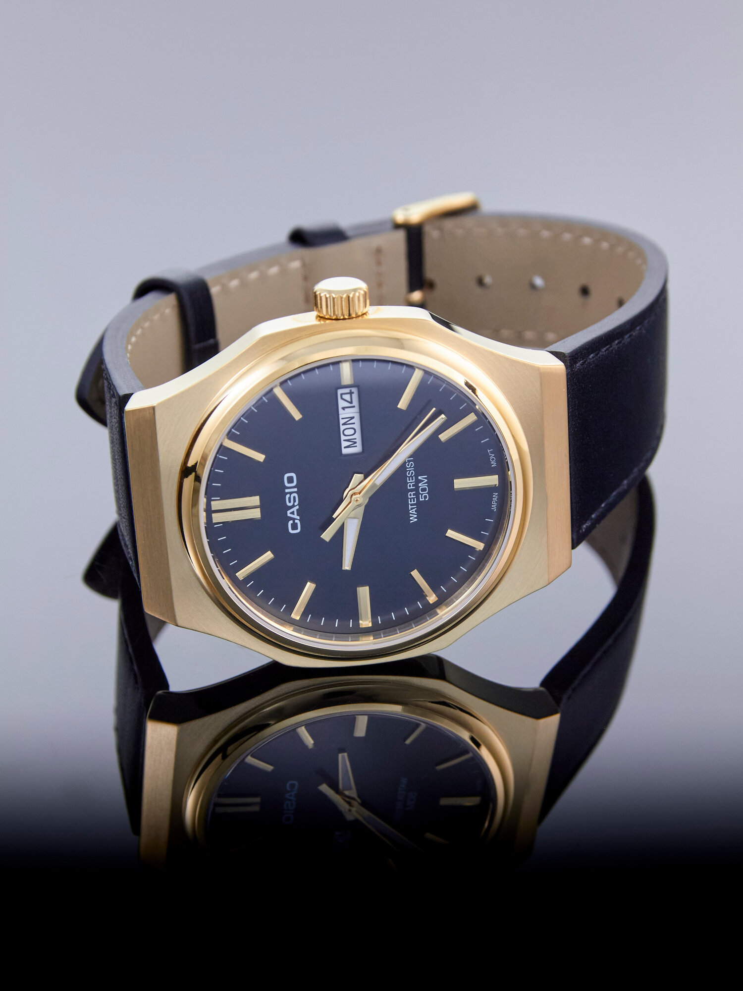 Наручные часы CASIO Классика, золотистый — фото 1